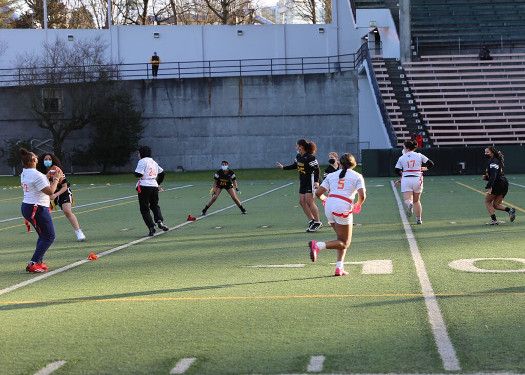 Girls Flag Football - Seattle Public Schools