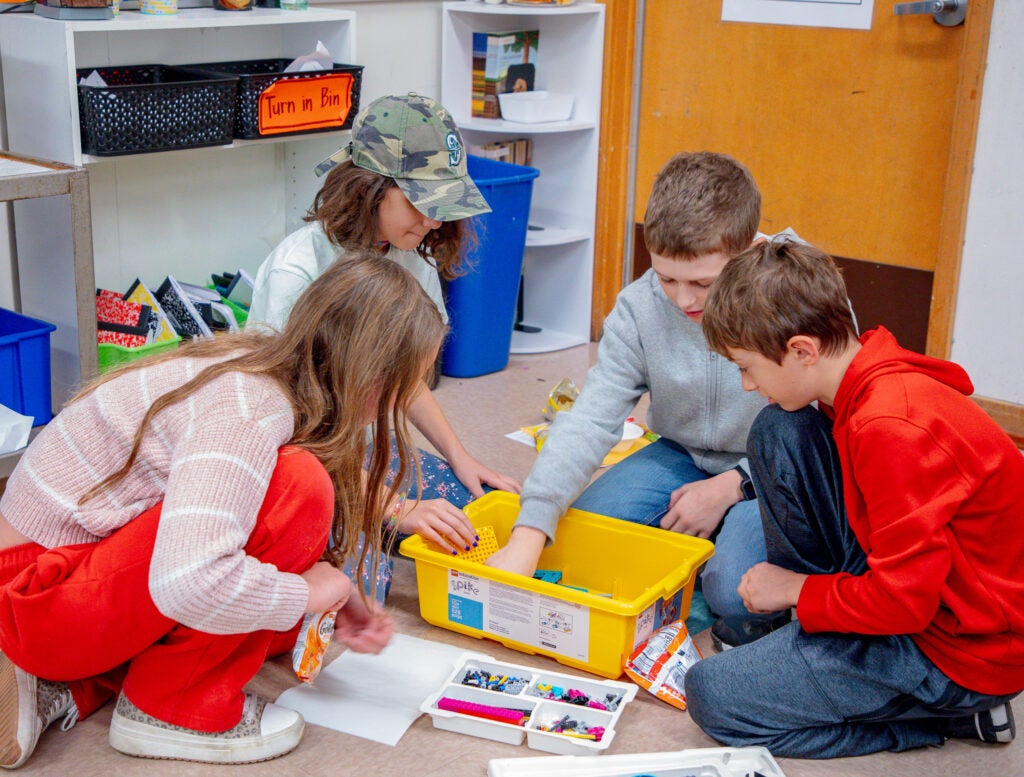 Elementary Students Gearing Up for Robotics Competition - Seattle ...