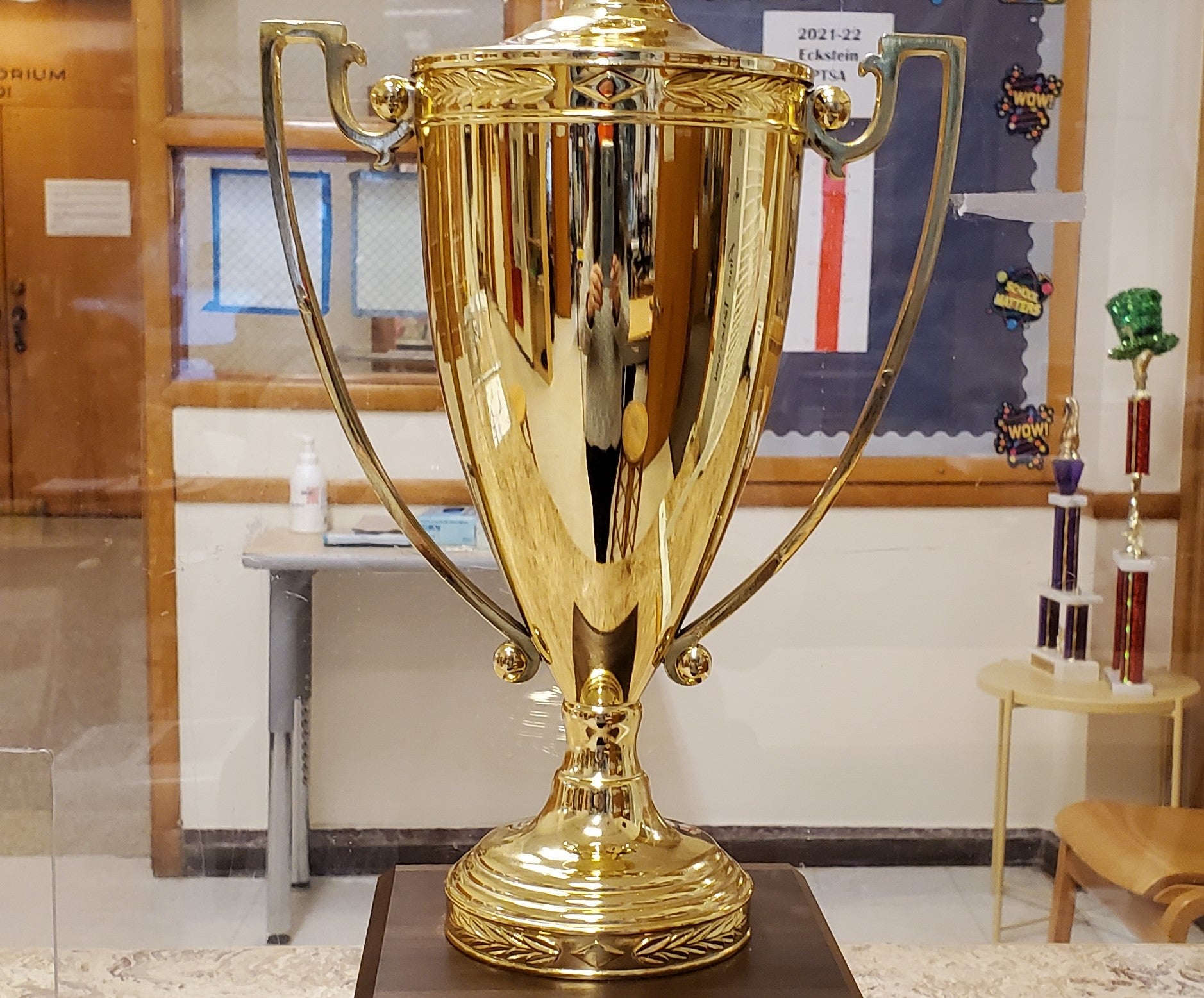 6th Place Trophy